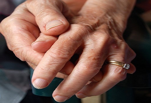 Vulnerable-older-people-at-risk-at-end-of-life
